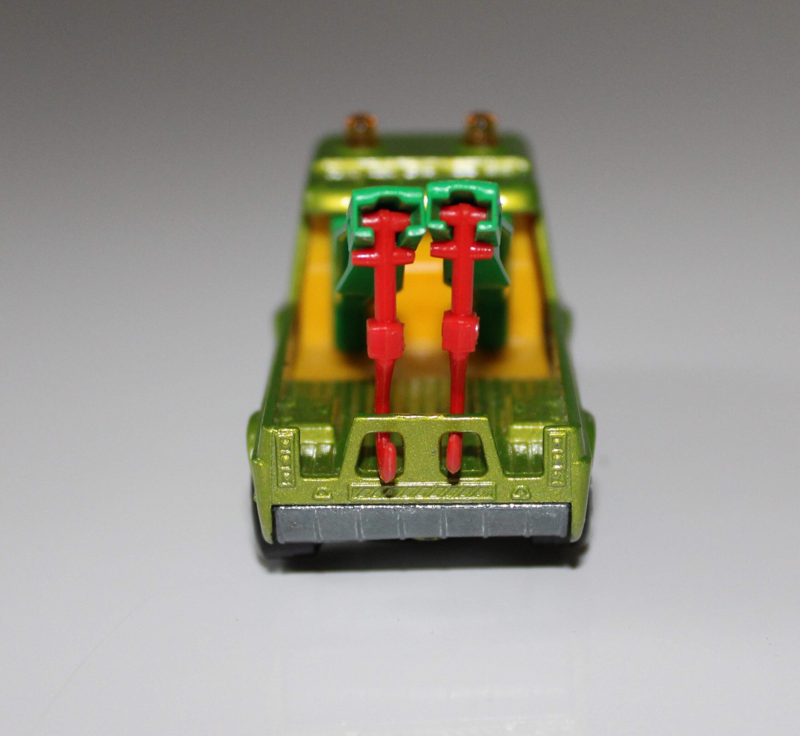 matchbox superfast toe joe breakdown truck yellow and green