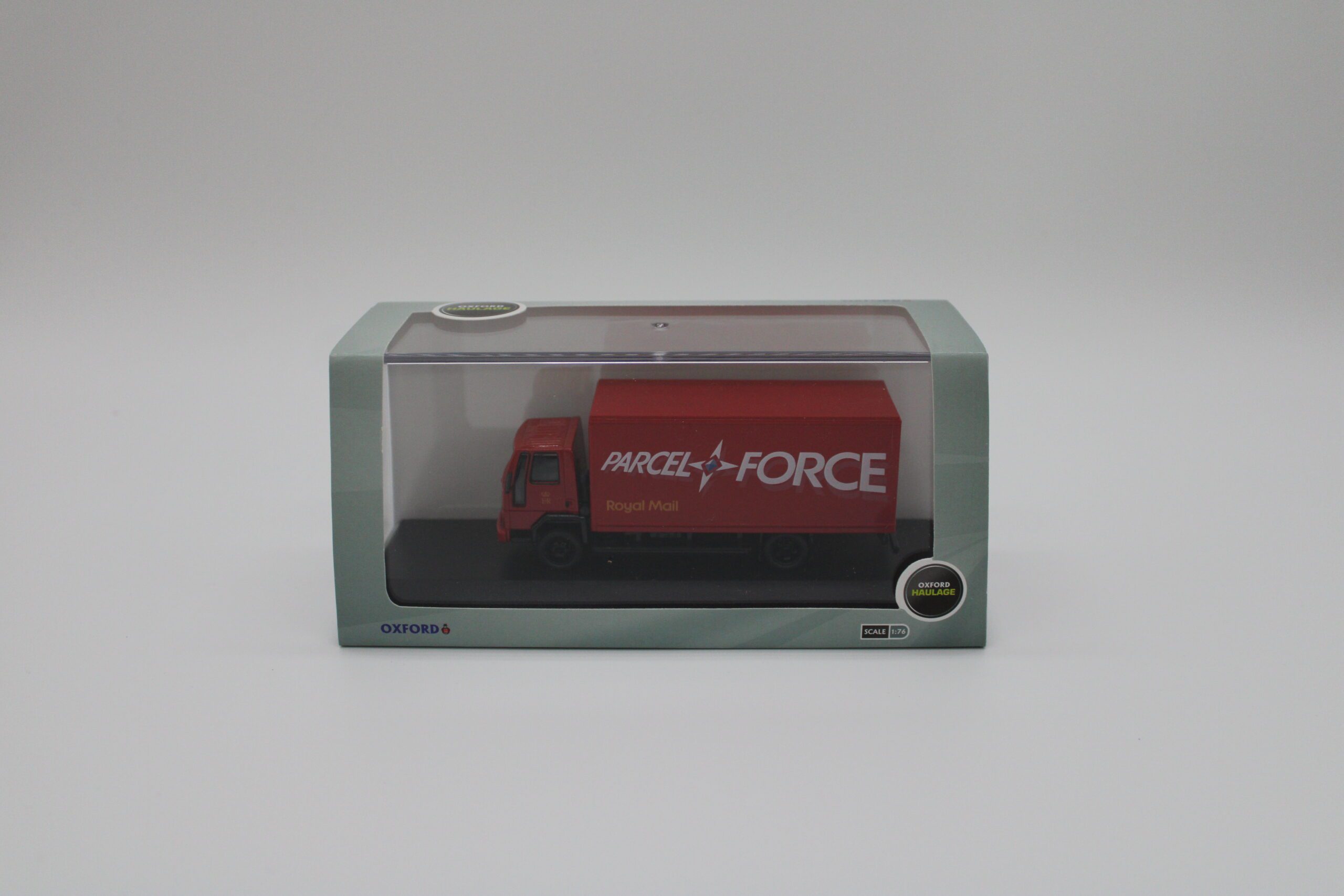 oxford ford cargo box van parcel force