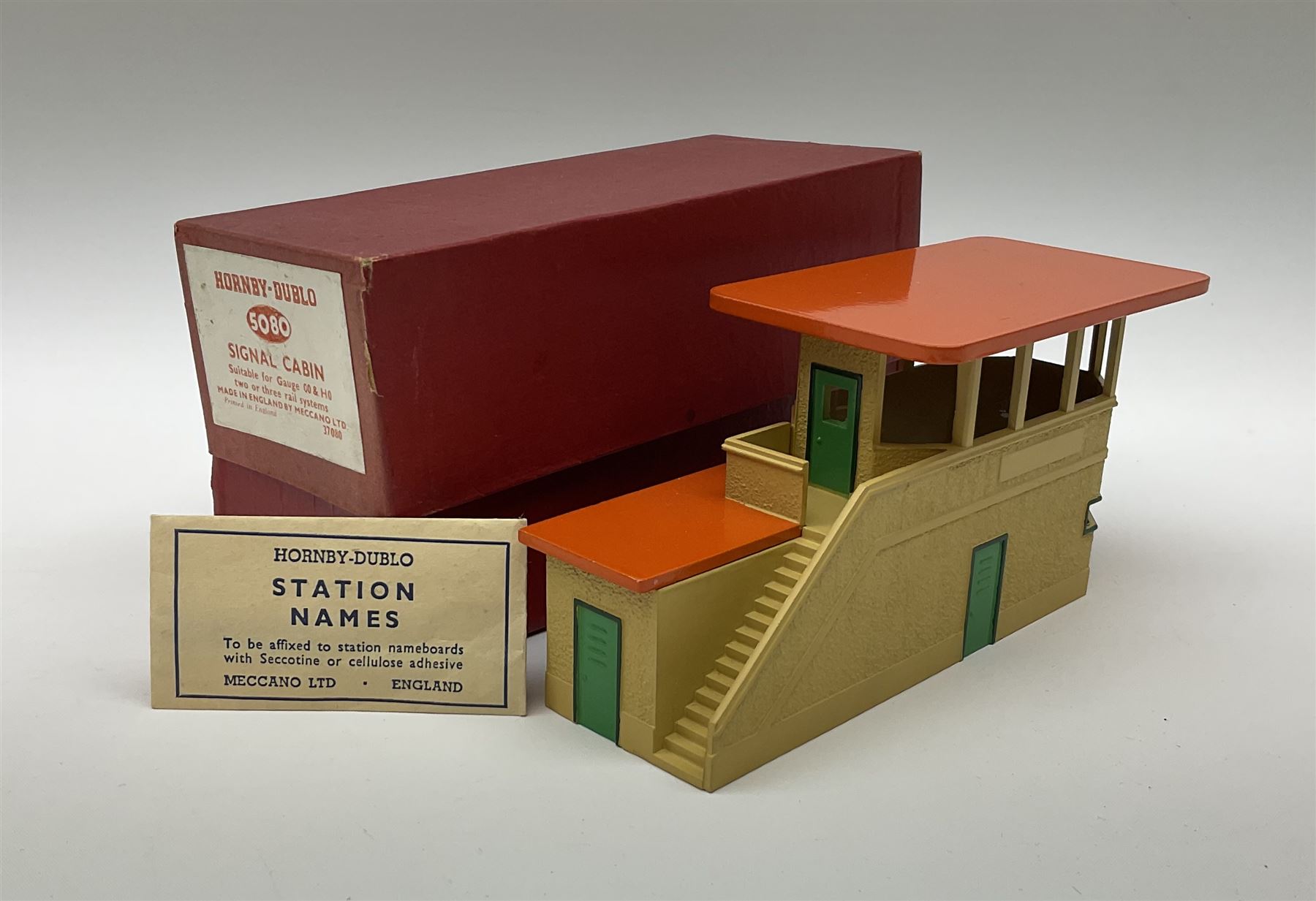 Hornby Dublo Signal Cabin 5080 Green Roof Metal Building - Darlington ...
